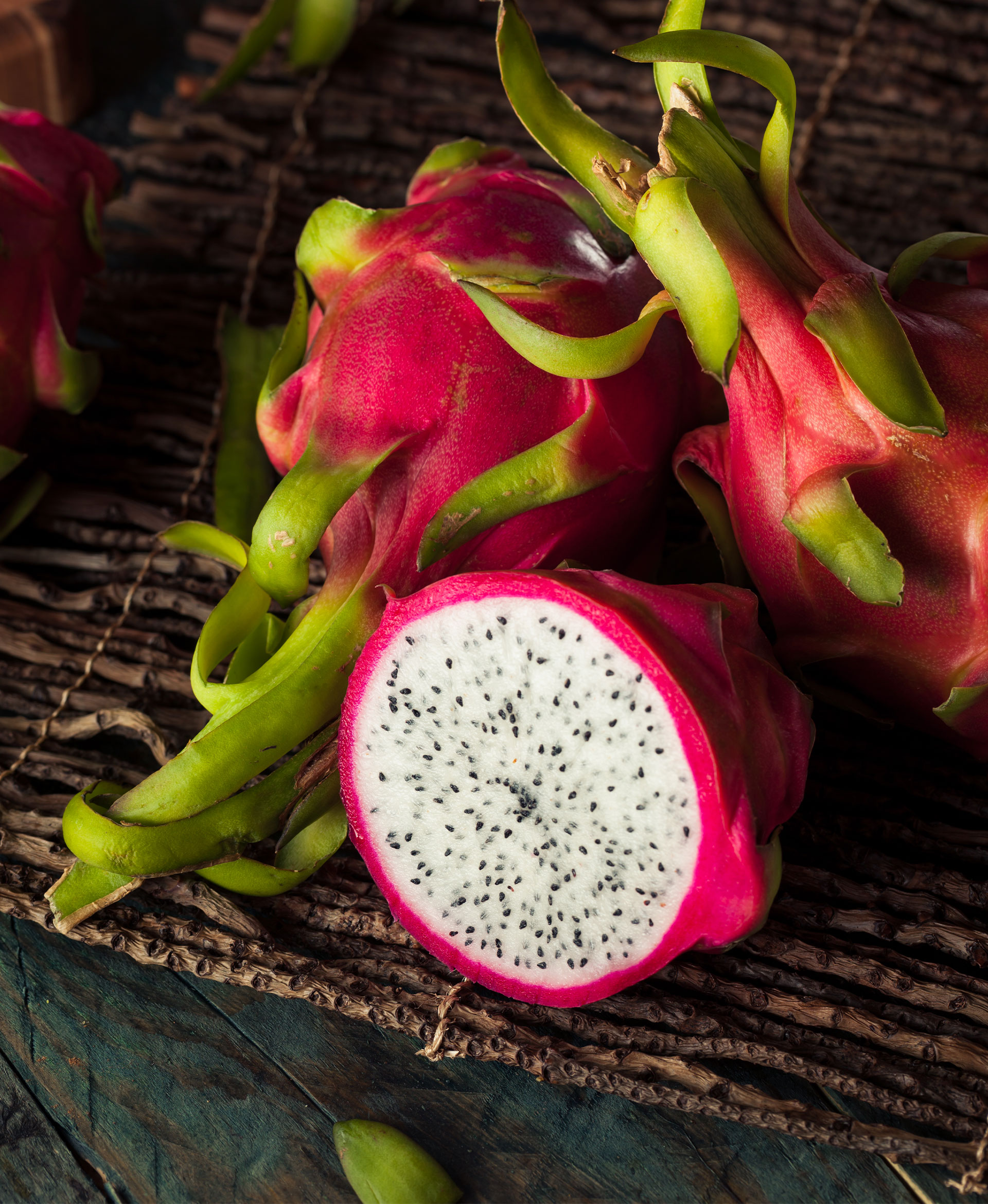 Pitahaya roja de calidad - Empresas Quirola Estuardo Lojas ...